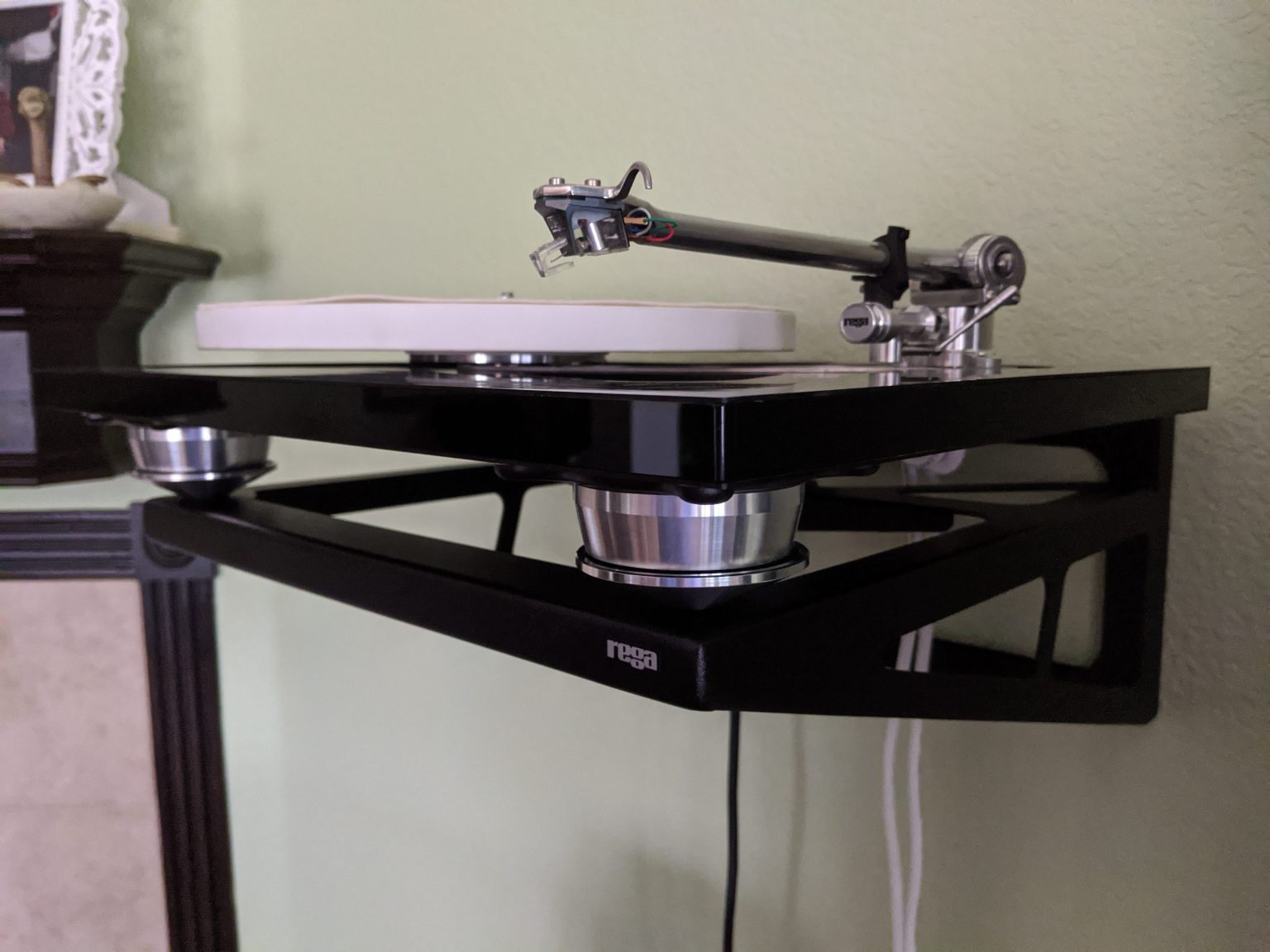Rega Turntable Wall Bracket Review – How to make your great table even ...